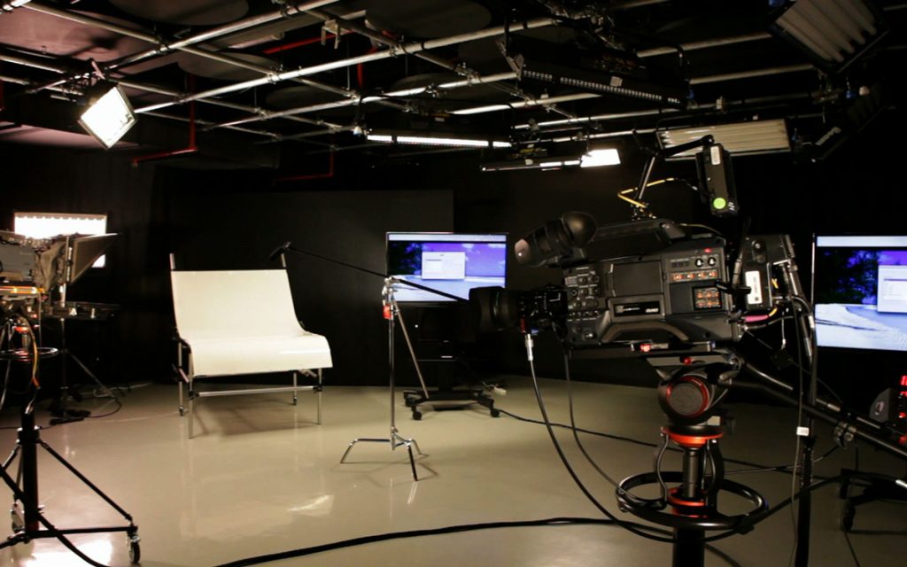 TV Presenter And Arabic MC in Dubai UAE